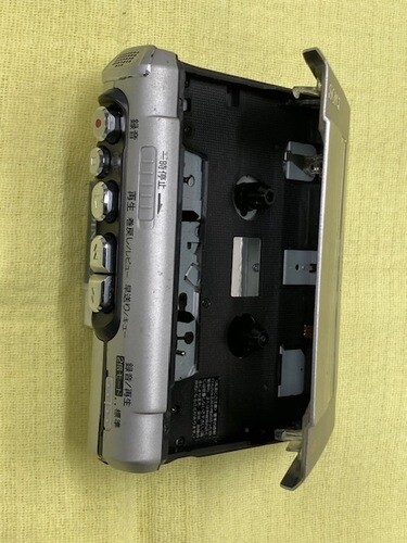 SONY TCM-450 WALKMAN Cassette Tape Recorder Player Portable Confirmed ...