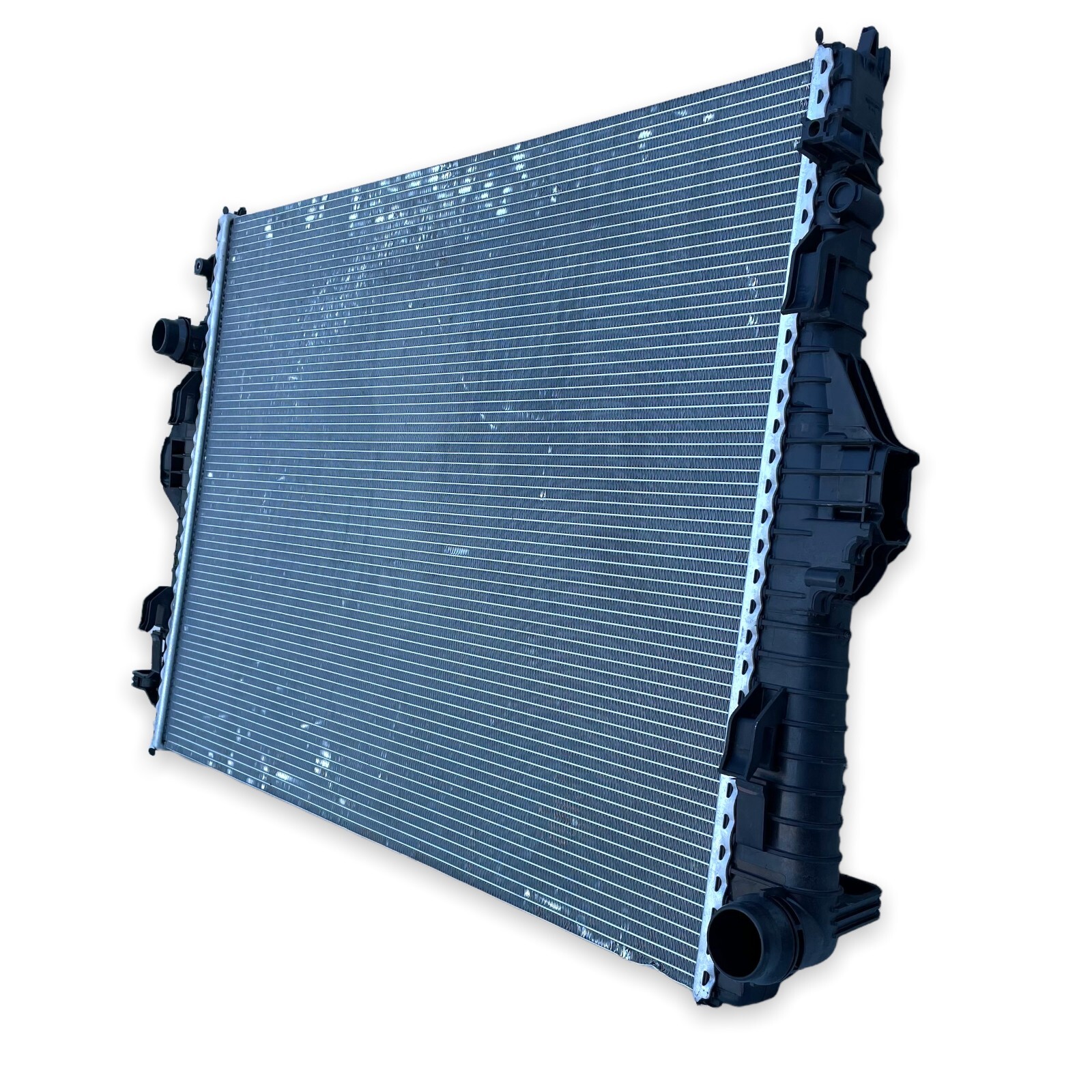 2011-2018 Volkswagen Touareg 7P Audi Q7 Coolant radiator genuine OEM ...