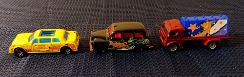 Lot Of 3 Scooby Doo Themed Match Box Cars Bill Board Truck Limousine ...