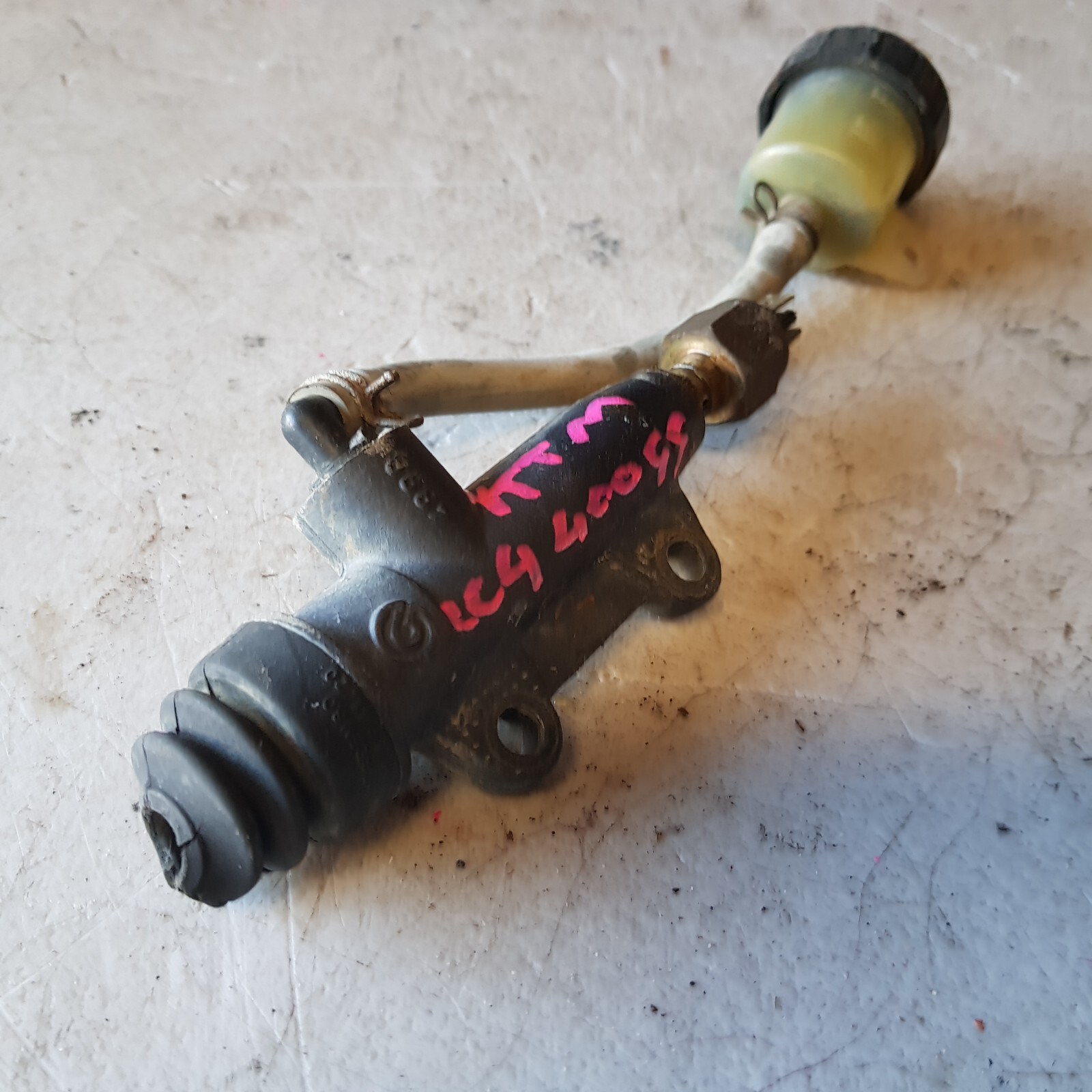 KTM LC4 400 GS SERIES 1 1997 MODEL REAR BRAKE MASTER CYLINDER | eBay ...