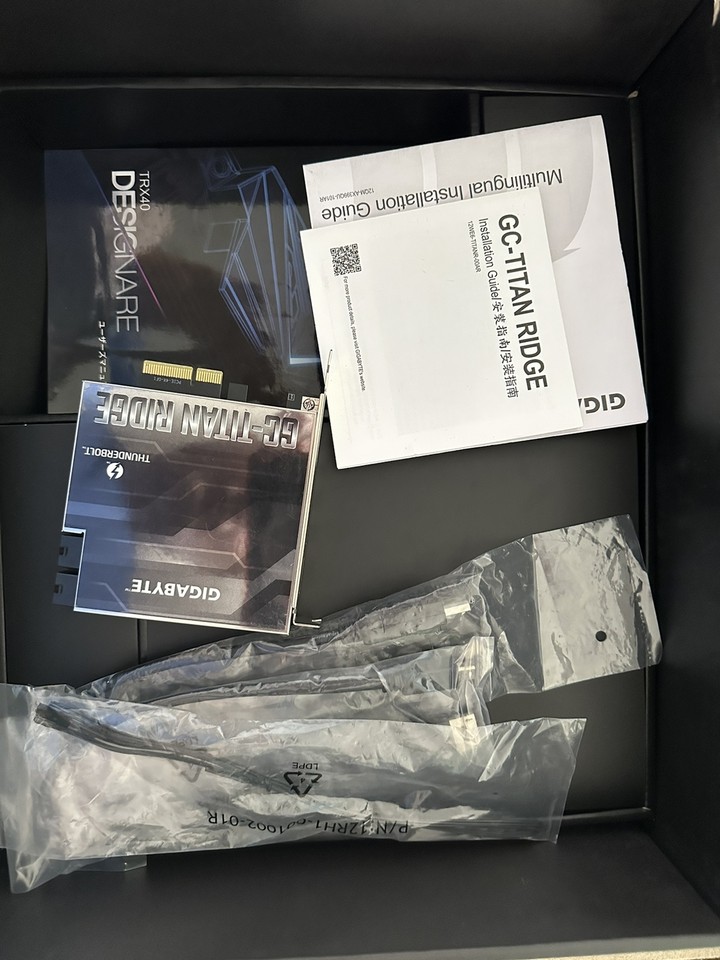 GIGABYTE TRX40 DESIGNARE Motherboard Support AMD Ryzen Threadripper ...