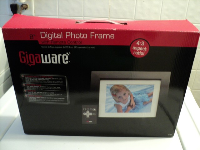 Gigaware 8" Digital Photo Frame W/ Remote - 16mb Plus 4gb SDHC Card for ...