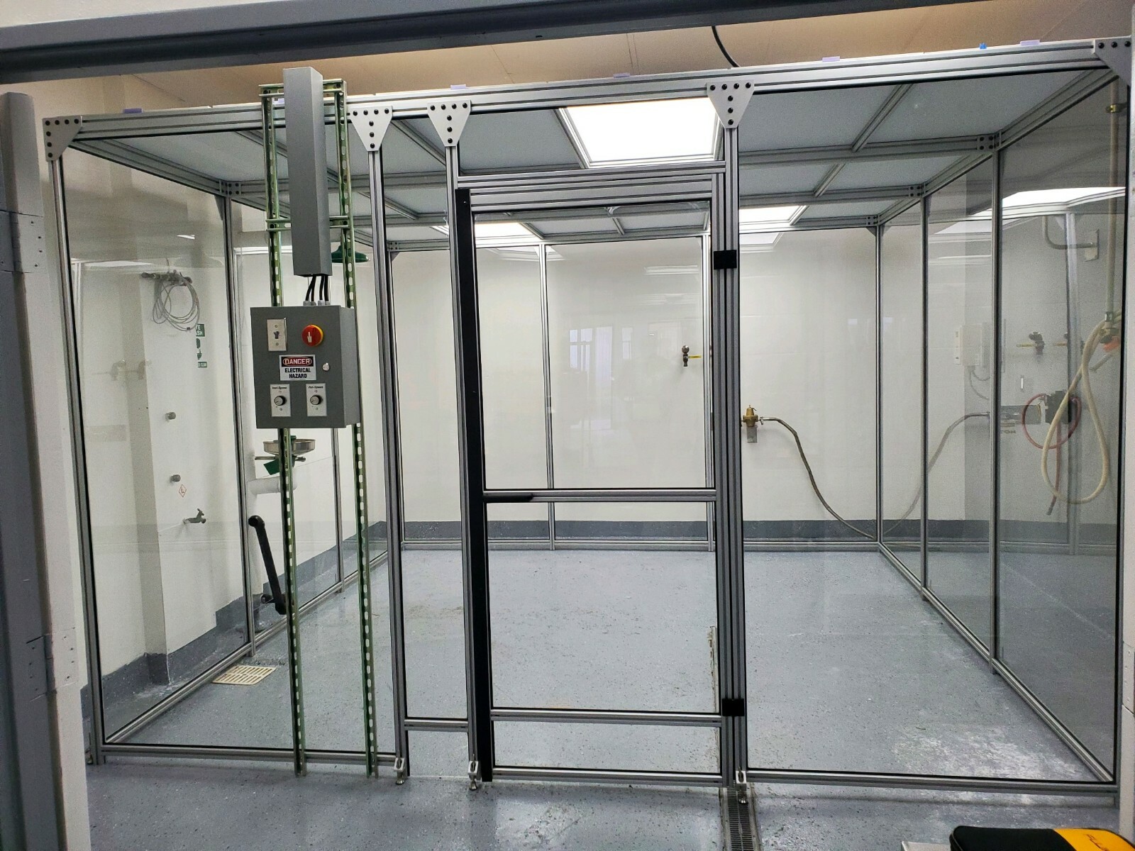 10' x 10' Modular Clean Room ISO8 class 100,000 HEPA Filter Cleanroom ...