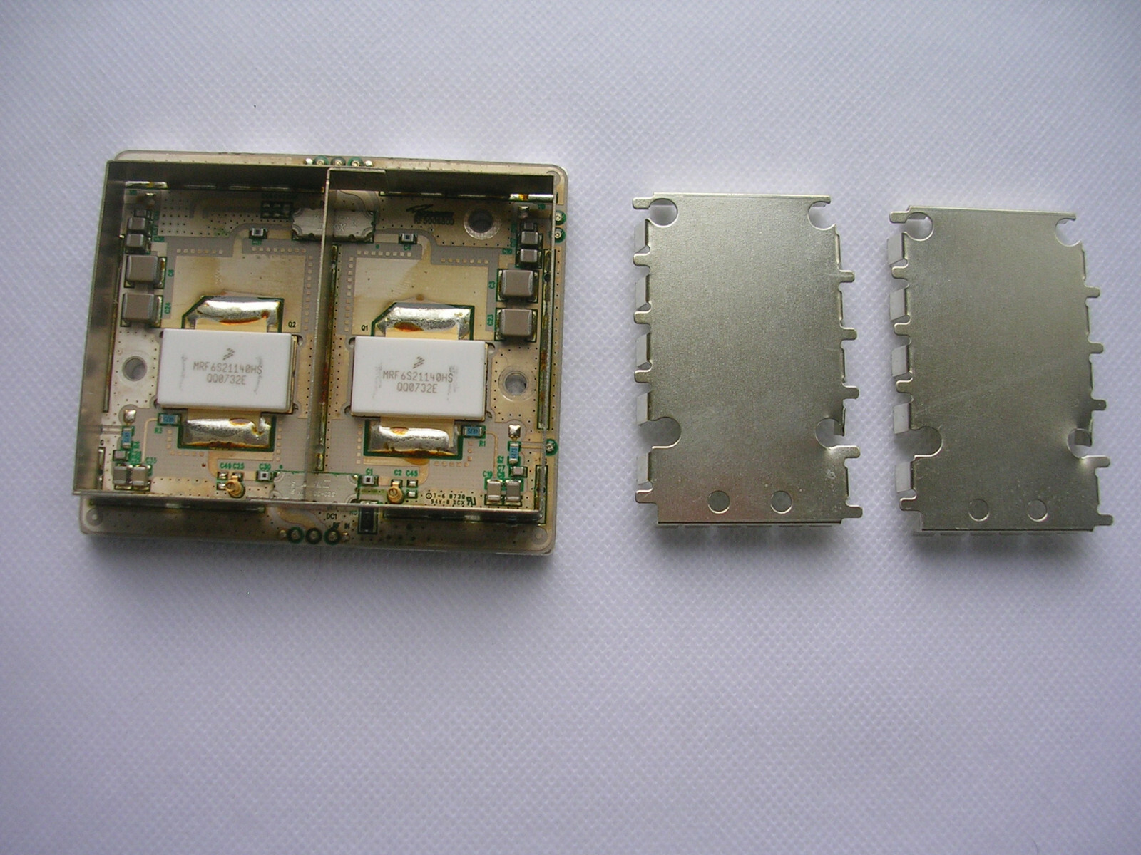 ANDREW 2,1 GHz W-CDMA RF AMPLIFIER MODULE WITH TWO MRF6S21140HS LDMOS ...