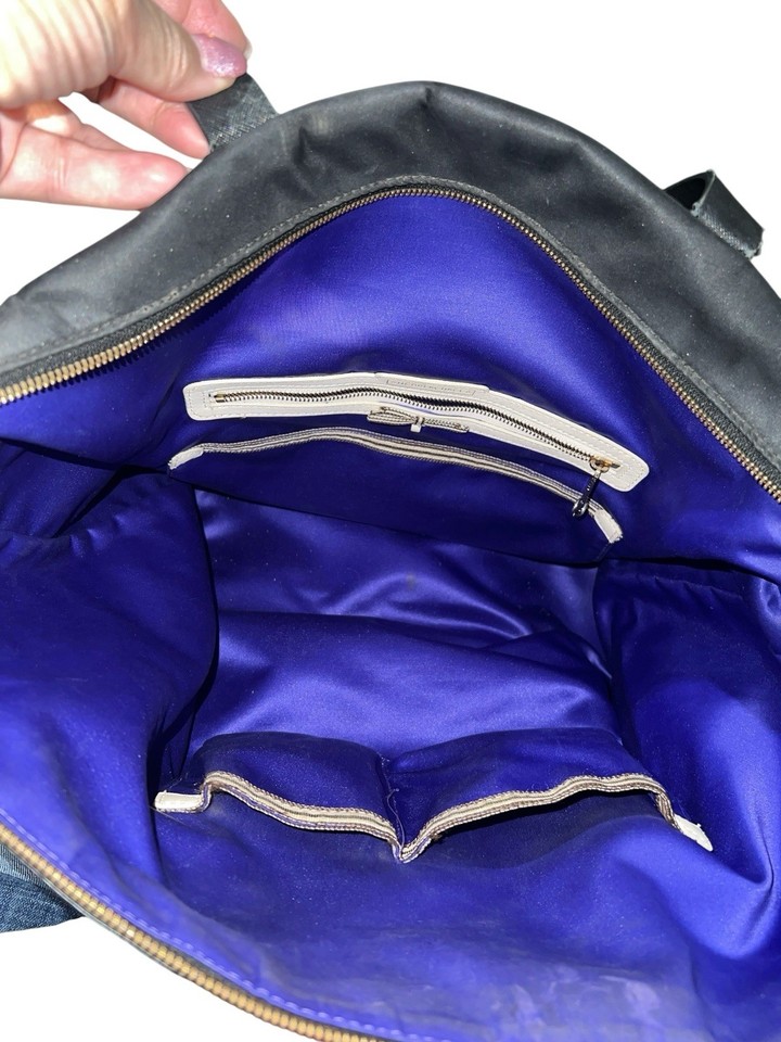 Henri Bendel Jetsetter Large Black Tote Bag Purse Purple Lining Read ...