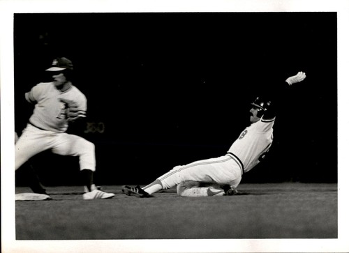 LG979 1974 Orig Jerry Wachter Photo JIM FULLER SLIDES TO BASE Baltimore ...