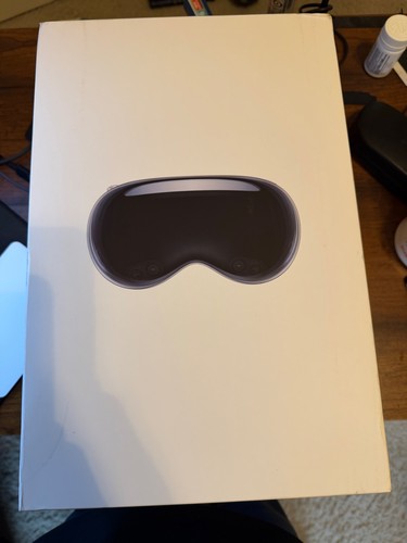 Apple Vision Pro 256GB M2 Complete with Single Loop Band | eBay