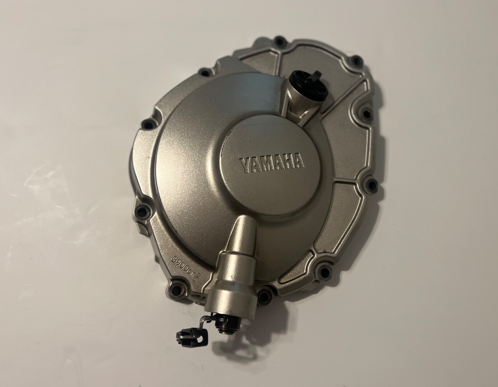 2015-2019 Yamaha R1 R1M Right Engine Clutch Cover Crankcase 15 16 17 18 ...