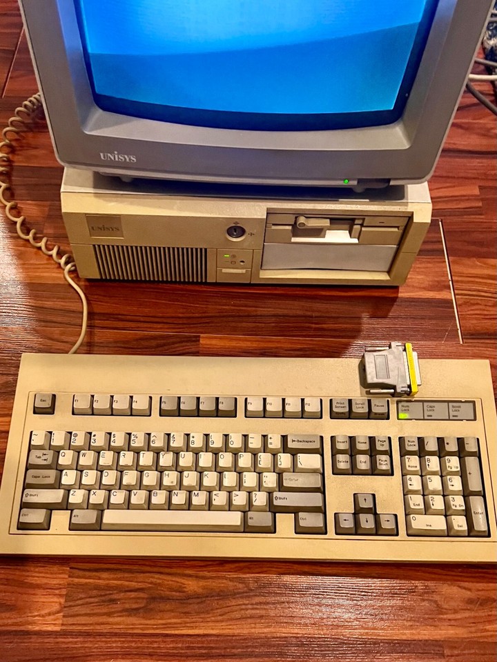 VINTAGE UNISYS 3137-01 COMPUTER + T3618-00 MONITOR FROM 1987 | eBay