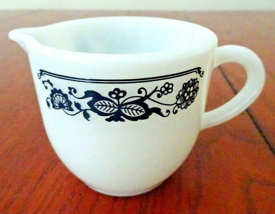 CORELLE OLD TOWN BLUE ONION CREAMER PYREX CORNING-F | eBay