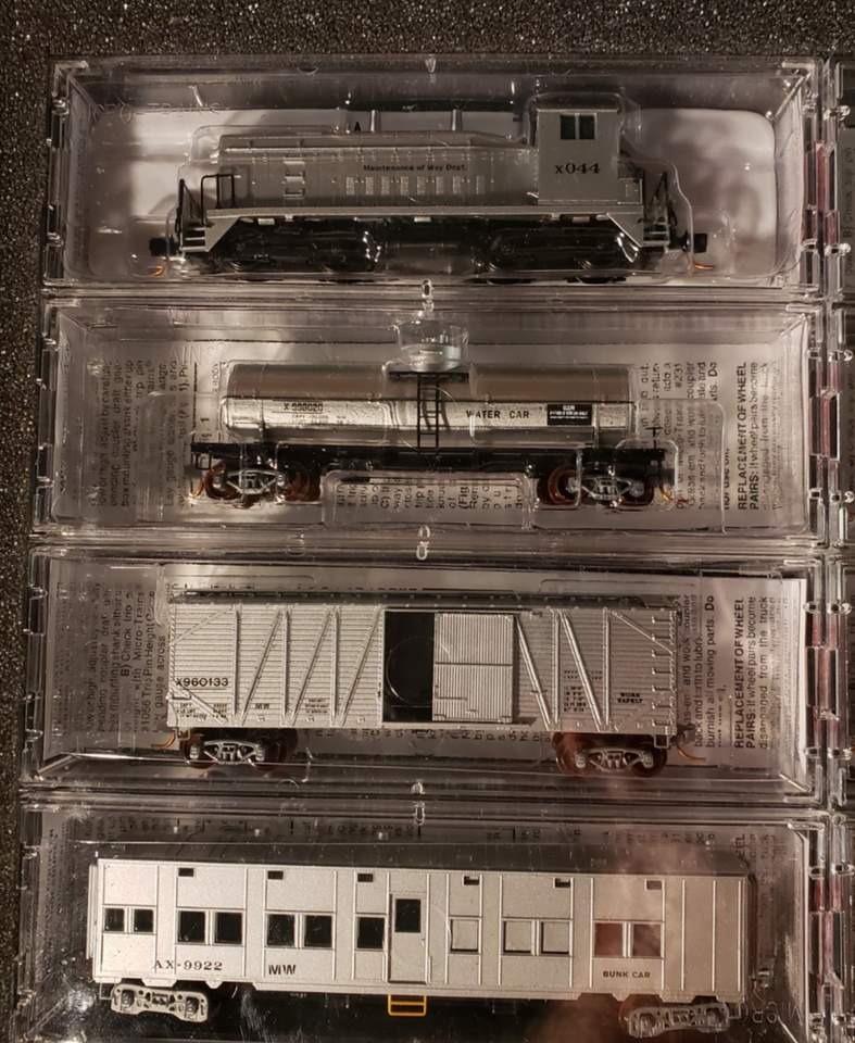 Micro-Trains MOW Work Train Set - SW9 Loco Caboose N scale | eBay