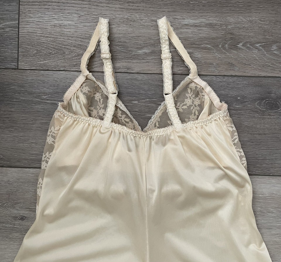 Vtg YOUNG SMOOTHIE Ivory Satin Nylon Lace Underwire Body Suit Teddy ...