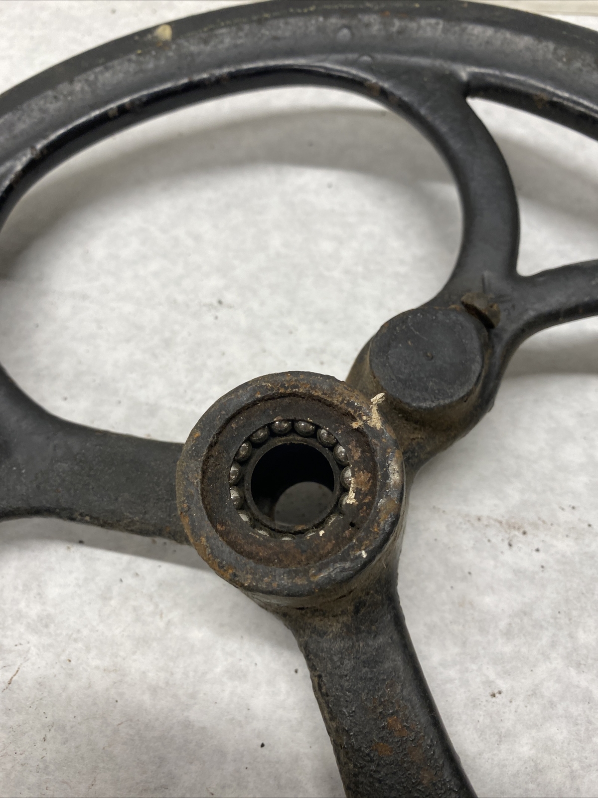 Antique White Treadle Sewing Machine Wheel 5/8" shaft Good Bearings PCH ...