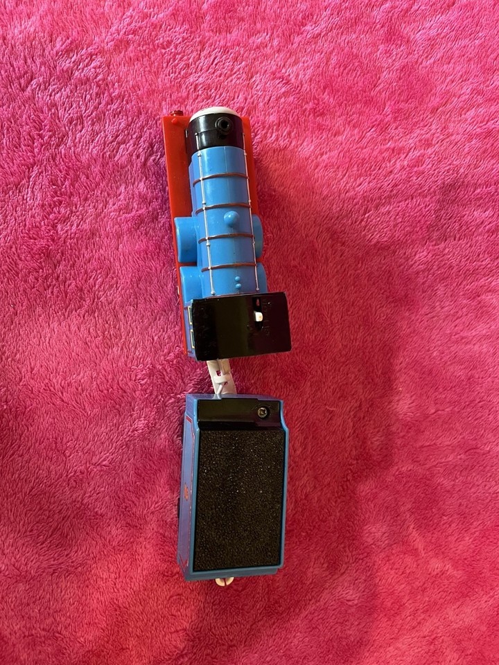 Thomas the Tank Engine & Friends Tomy Trackmaster Motorised Edward ...