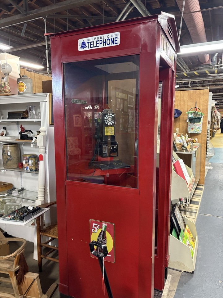 Vintage Late 1940s Telephone Booth - See Description For Details ...