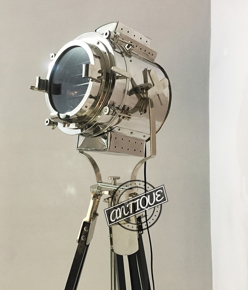 Vintage Big Industrial Searchlight Spot-Lamp Adjustable Night Lamp ...