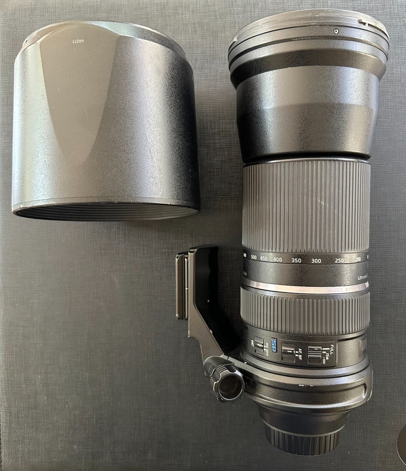 Nikon D810 with four lenses, flash, batteries, charger, etc. Great kit ...