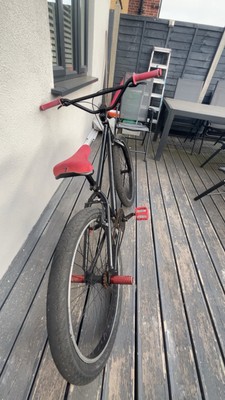 SE Blocks Flyer 26'' Stealth Mode Black 26 inch a couple red parts ...