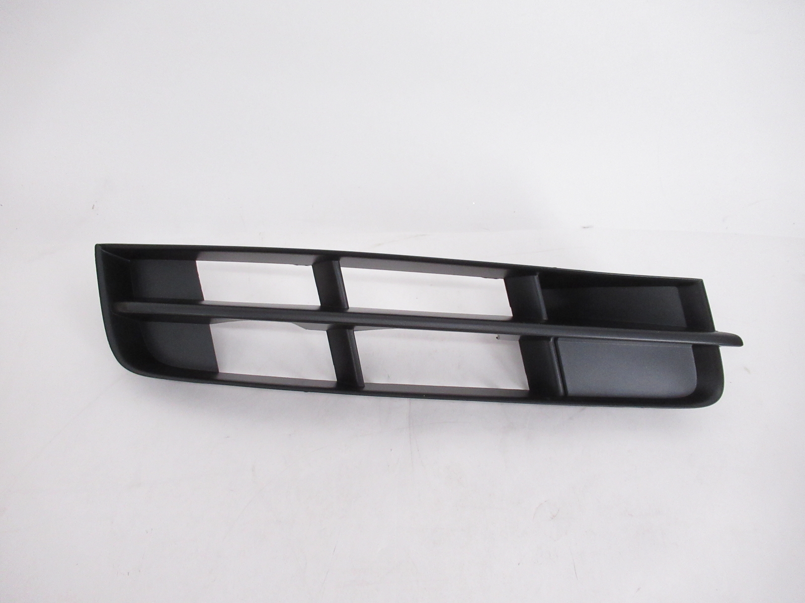 Genuine OEM Audi 4L0-807-682-B-01C Passenger Front Bumper Grille Panel ...