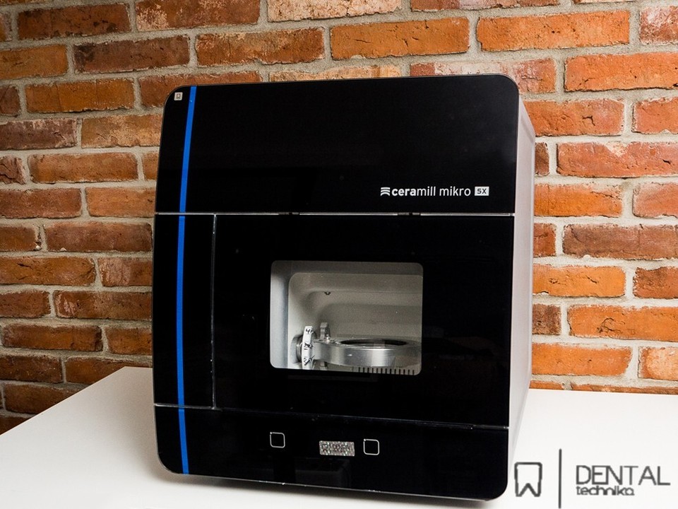 Amann Girrbach Ceramill Mikro 5X - 5-axis dental milling machine. Ideal ...