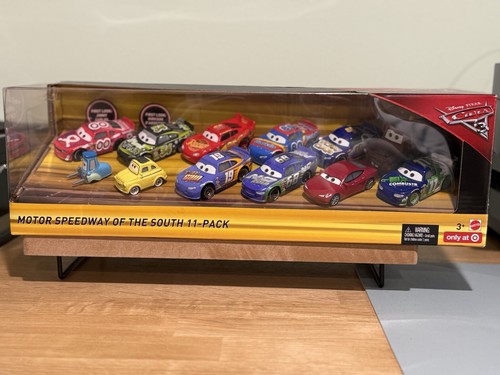 2017 Disney CARS 3 Target Exclusive MOTOR SPEEDWAY of the SOUTH 11 Pack ...