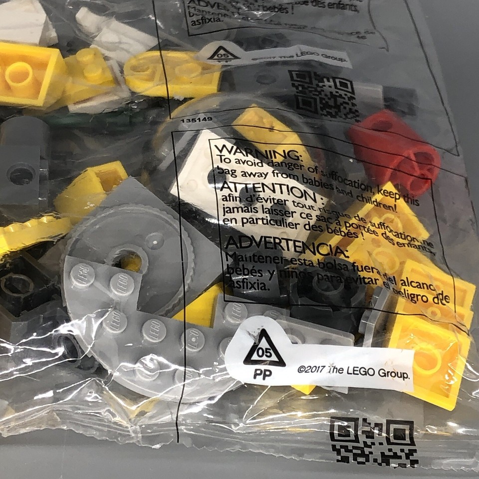 2017 LEGO SEALED BAG 135149 WHITE YELLOW GREY RED BLACK | eBay