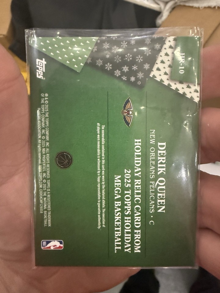2025 Topps Holiday NBA Derik Queen Holiday Relic Card HR-10 | eBay