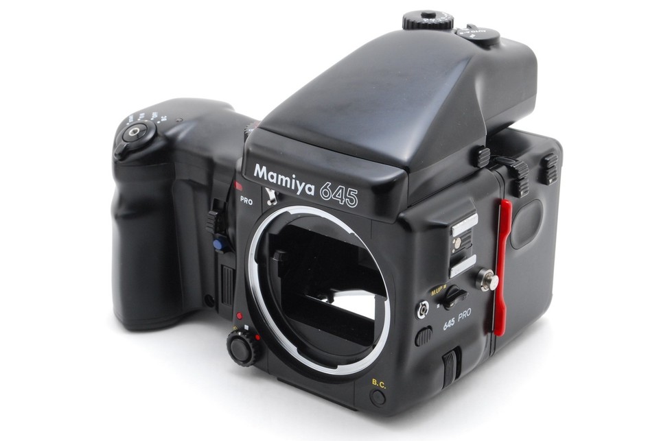Near Mint Mamiya 645 Pro Medium Format Camera with AE Finder Grip 120 ...