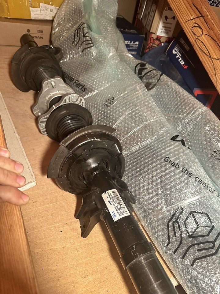 2018-2020 Kia Stinger FRONT Struts Shocks Dampeners Pair - OEM | eBay