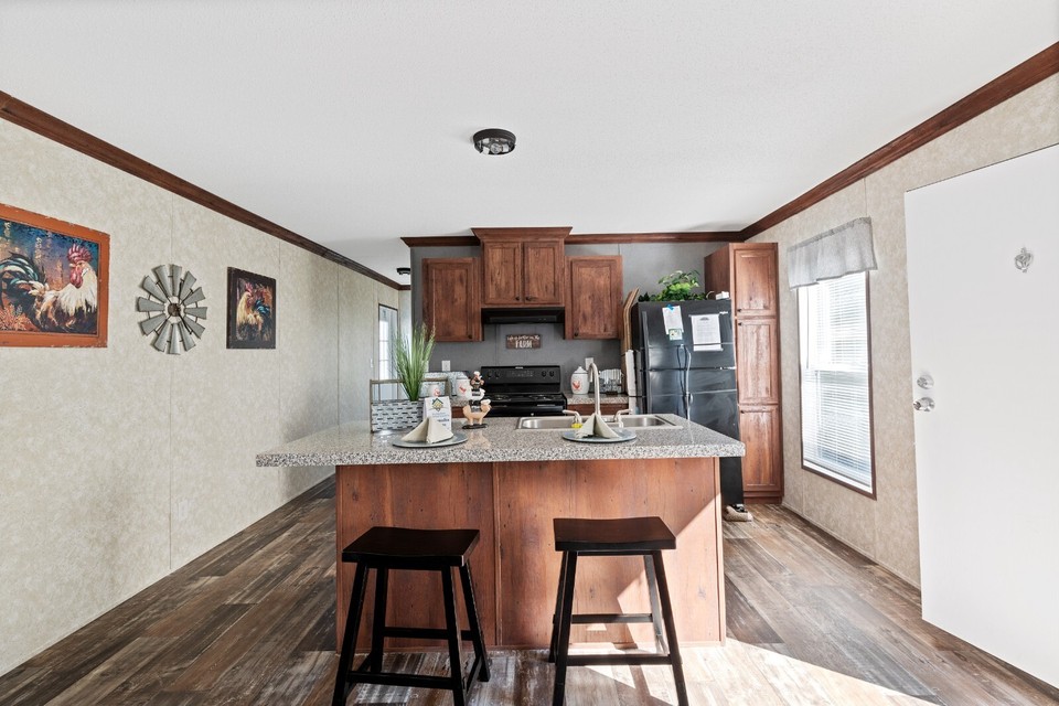 2025 Live Oak TROY Mobile Home 3BR/2BA 16x80-All Southeast States-45 ...