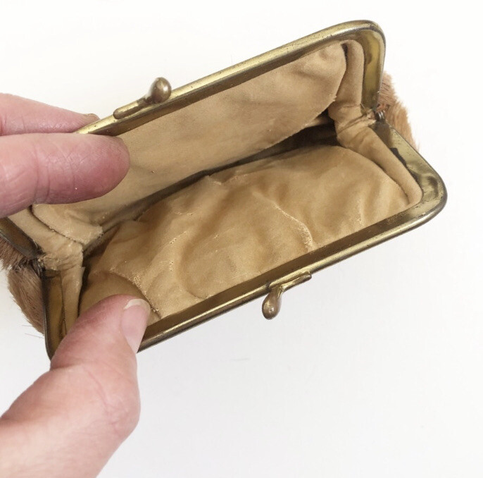 Vintage 1950’s Cowhide Change Purse Snap Closure - Gem