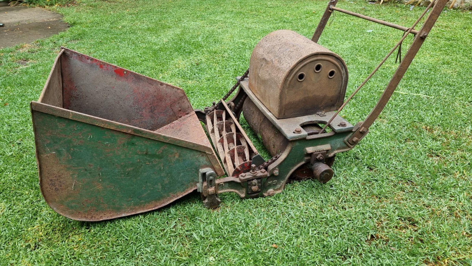 Antique 1928 electric Scott Bonnar lawn mower | eBay Australia
