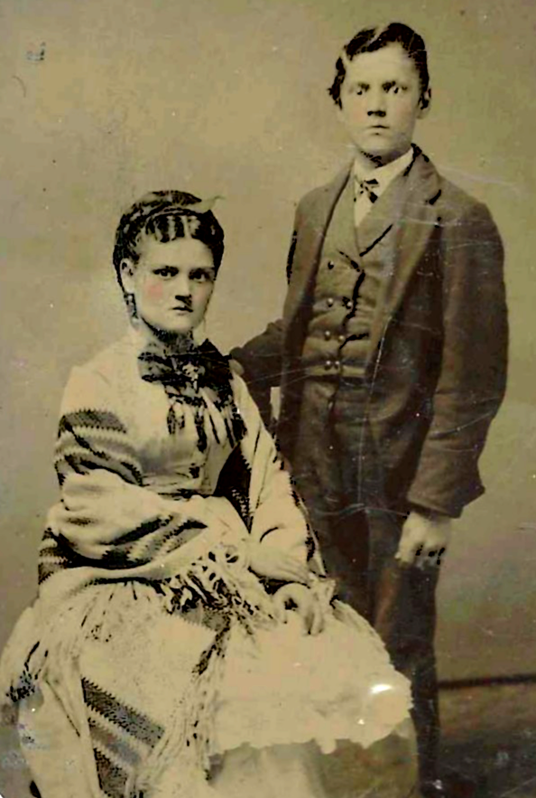 VICTORIAN TINTYPE OF A YOUNG COUPLE VERY ELEGANTLY DRESSED CIRCA 1850 ...