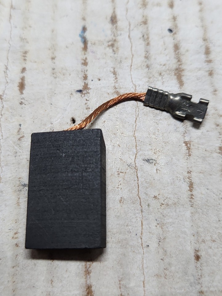 BP5011P01 Carbon Brush | eBay