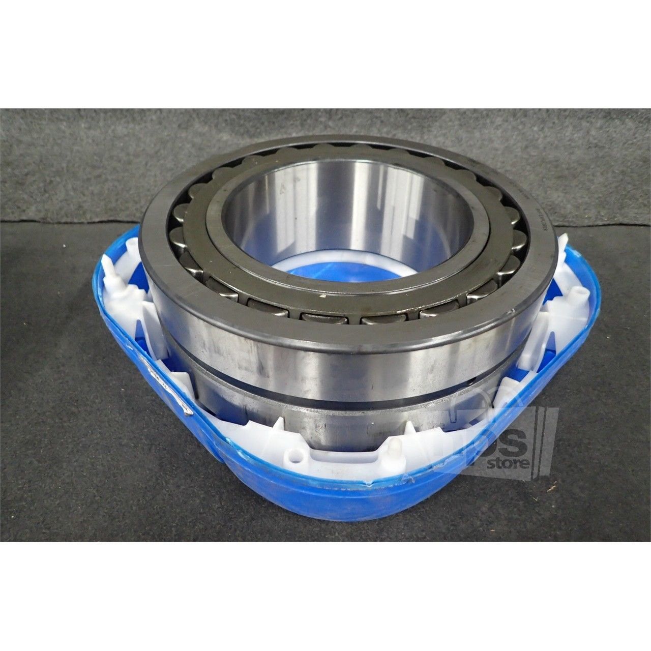 SKF 23138 CC W33 SPHERICAL ROLLER BEARING | eBay
