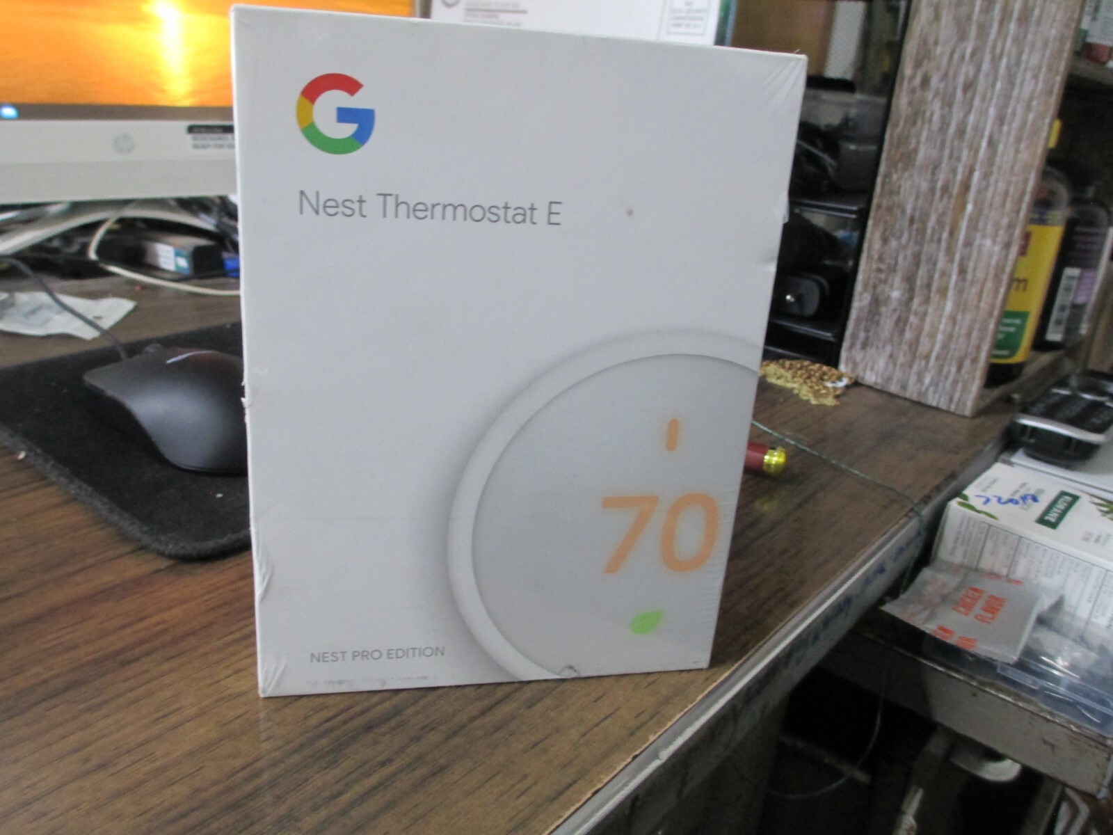 Google Nest Thermostat E Edition Model T4001ES Digital Display White ...