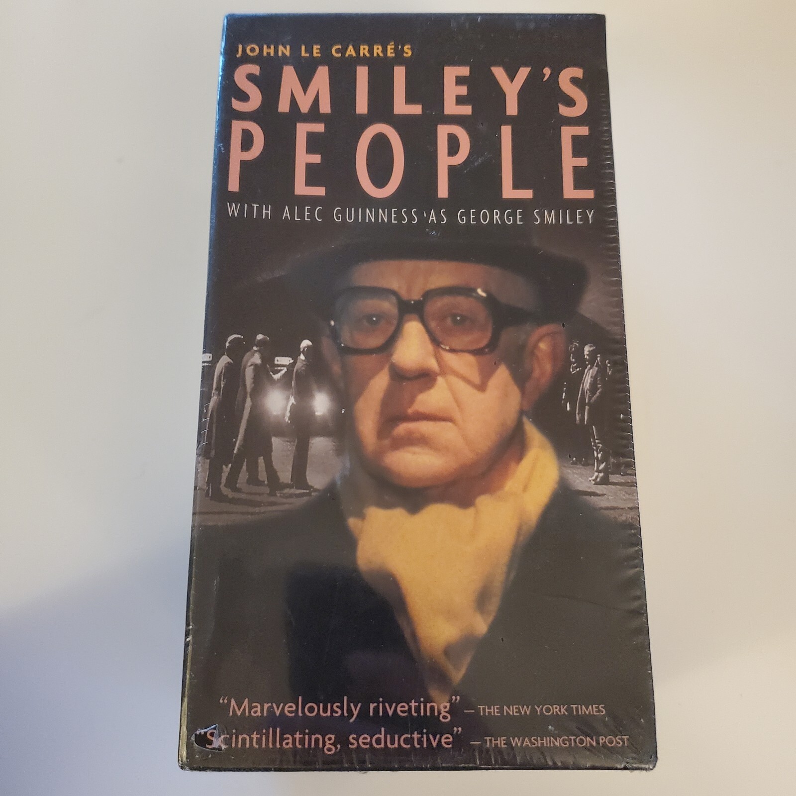Smiley's People (VHS, 2004, 3-Tape Set) Alec Guinness, BRAND NEW ...