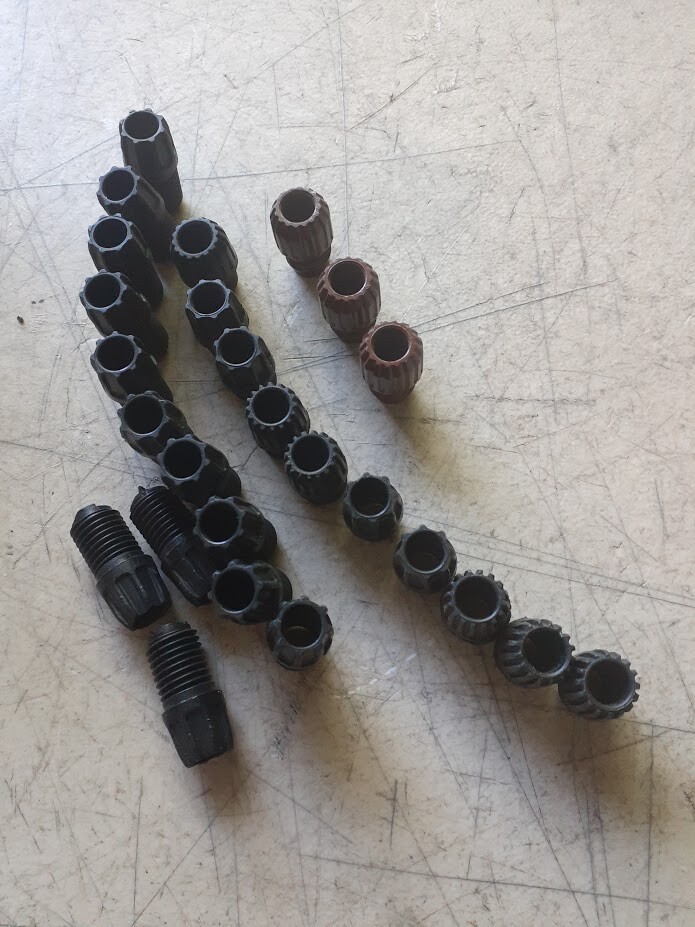 Lot of 23 Plastic Distributor Cap Screws 3 styles for British caps | eBay