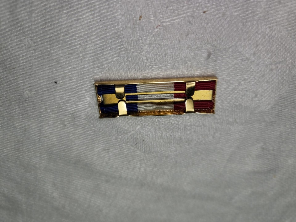 Vintage WWII US Military Phillipine Presidential Unit Citation Ribbon ...