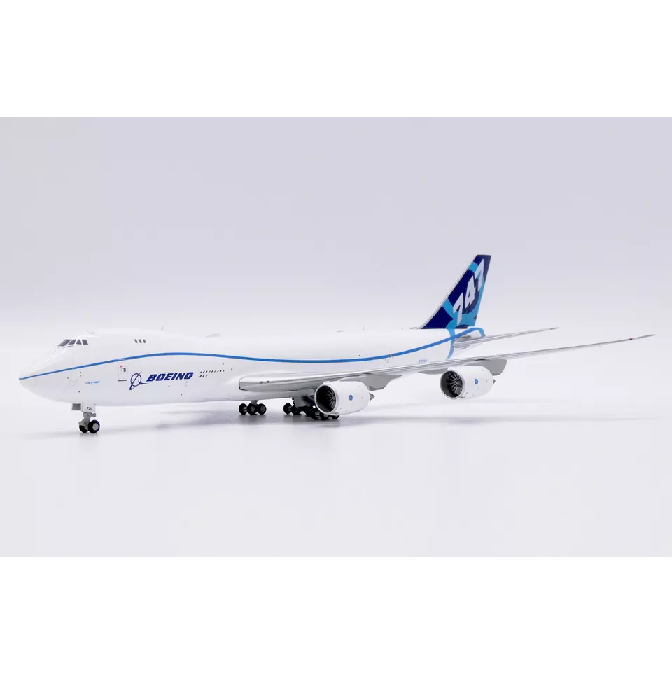 JC Wings 1/400 Boeing Original Boeing 747-8F N747EX LH4349 Finished ...
