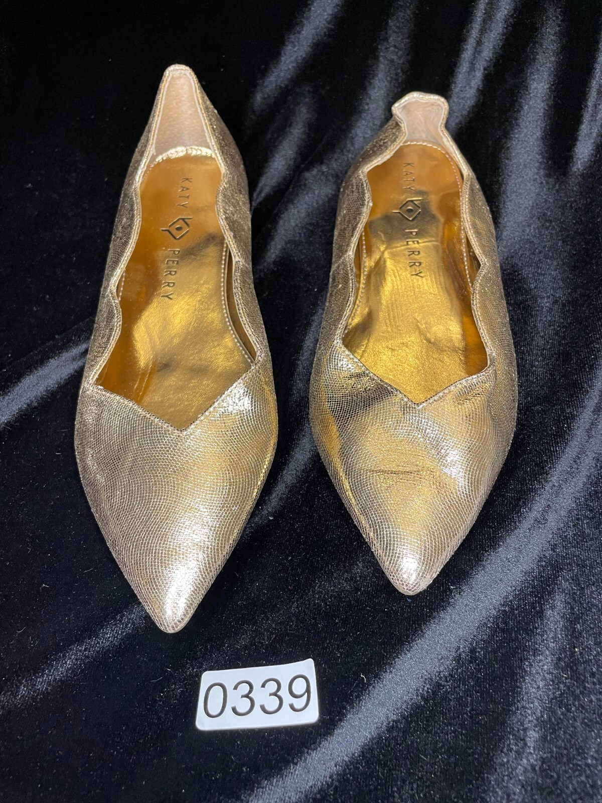 Katy Perry Scalloped Pointy Toe Flats The Hava Rose Gold Size 7 (0339 ...