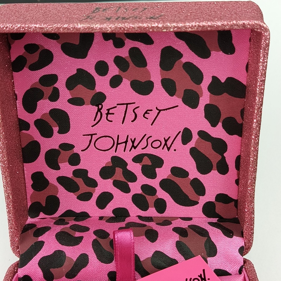 Betsey Johnson Black Rhinestone Lucite Heart Stretch Ring With Tag And ...