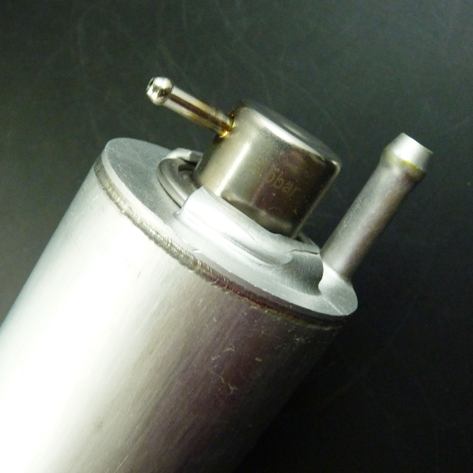 New Fuel Filter With Regulator For BMW E65 E66 745Li 745i 750Li 750i ...