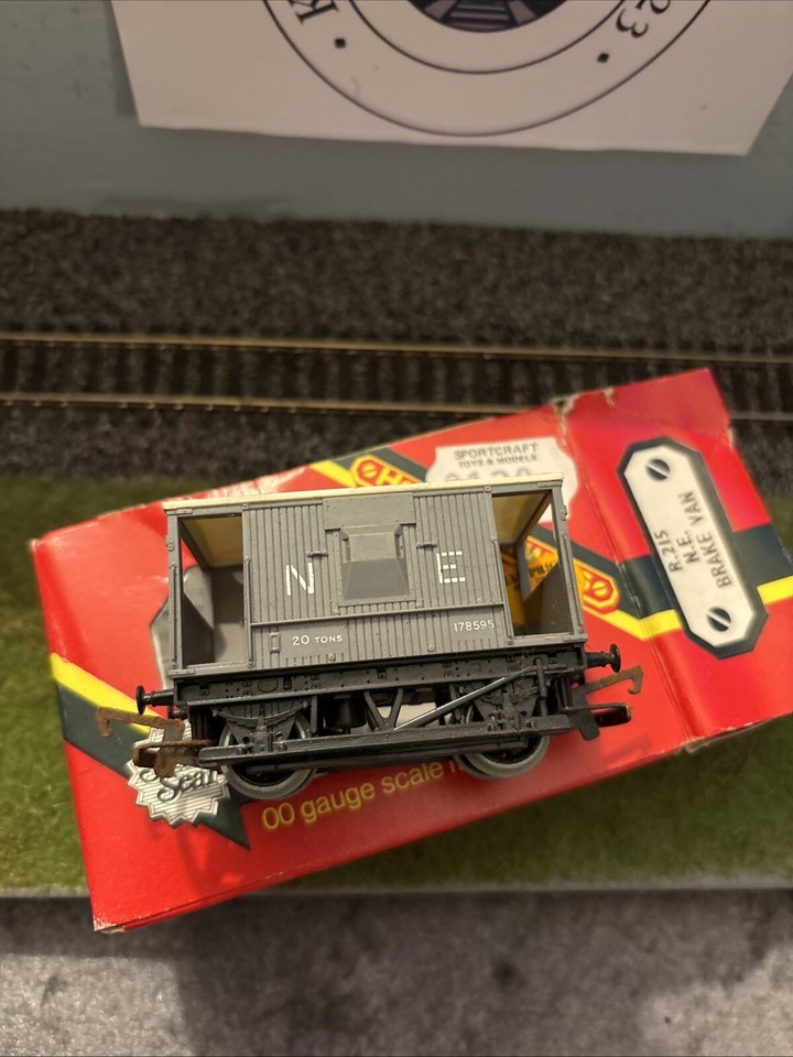 Hornby R215 NE 20 Ton Brake Van Wagon 178595 - 00 Gauge | eBay