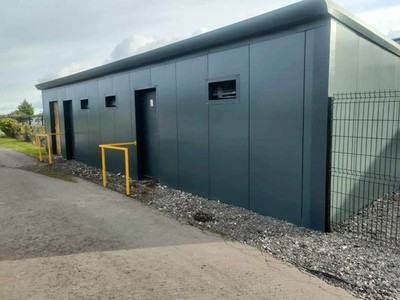 Toilet Block Site Loo Cabin Container 30ft 1 Ladies, 5+ GENTS campsite ...