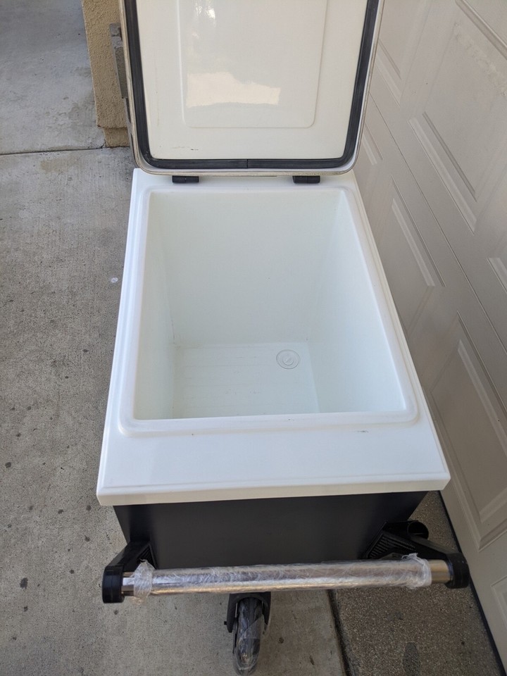 STREET VENDOR PUSH CART COOLER FRUIT BOWLS CART BEER CART MOBILE VENDOR ...