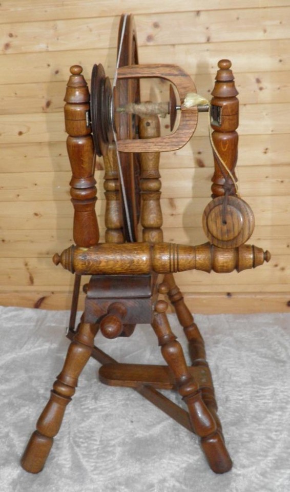 Vintage 1988 Hand Made Welsh Large Single Treadle Oak Saxony Spinning ...