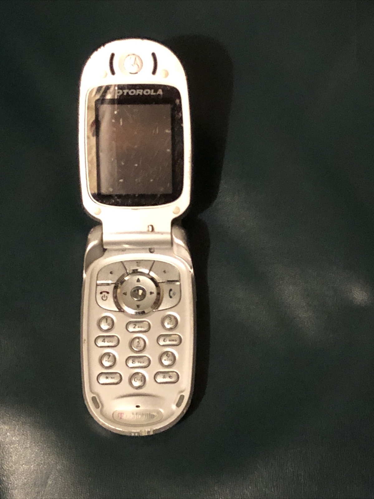 Vintage MOTOROLA CINGULAR & T-Mobile V180 FLIP PHONE GSM CELL CELLULAR ...