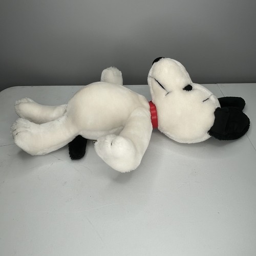 Vintage Snoopy 1968 16” With Red Collar United Feature Syndicate | eBay