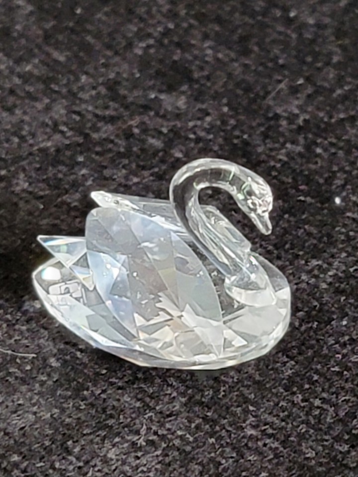 Swarovski Crystal Figurine 1 1/8" Mini SWAN 7658 NR 027 | eBay
